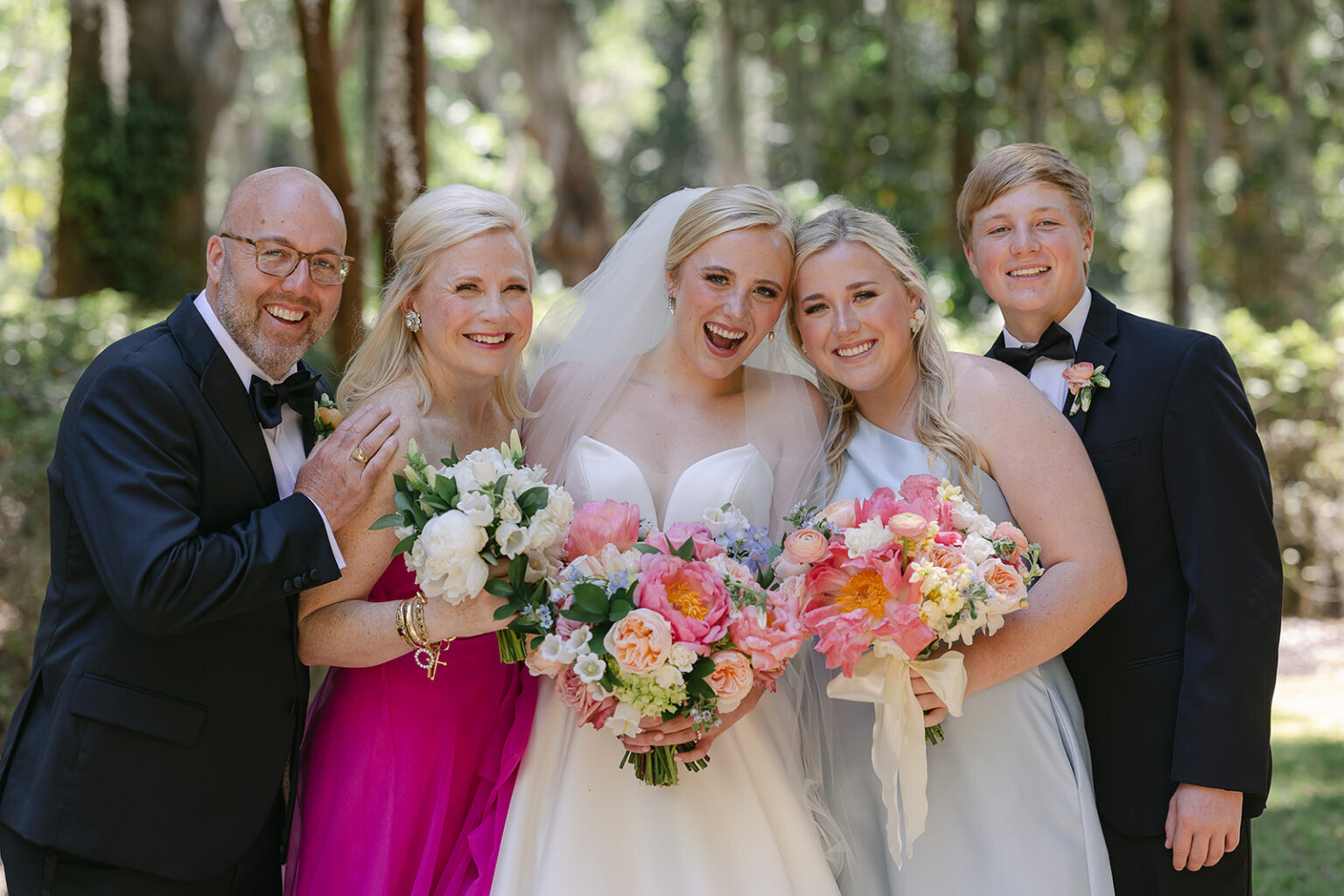 ann hollis + thomas | maggiehughesevents.com